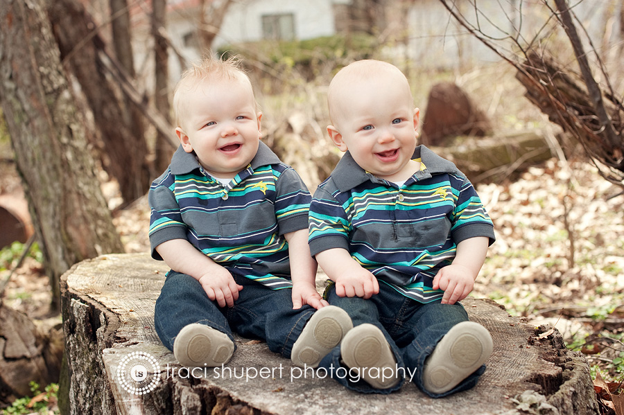 The Twins at 9 Months | Mishawaka Baby & Child Photographer » Traci ...